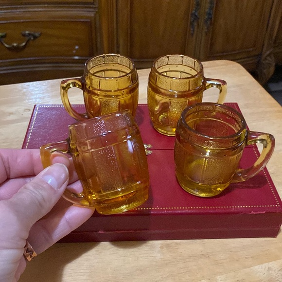 Jim Beam | Kitchen | Vintage 96s Jim Beam Barrel Whiskey Shot Glasses4x ...